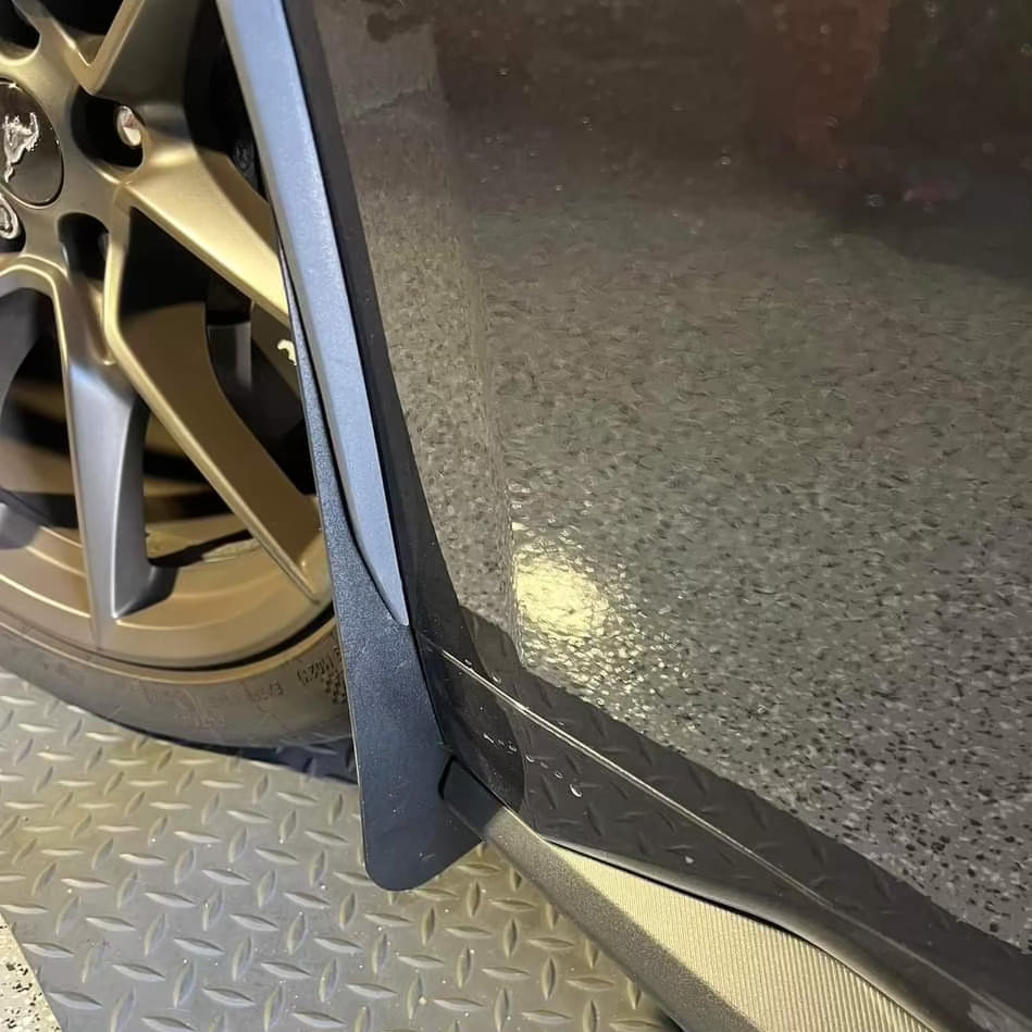 Mustang Dark Horse Standard Rock Guards – ZL1 Addons